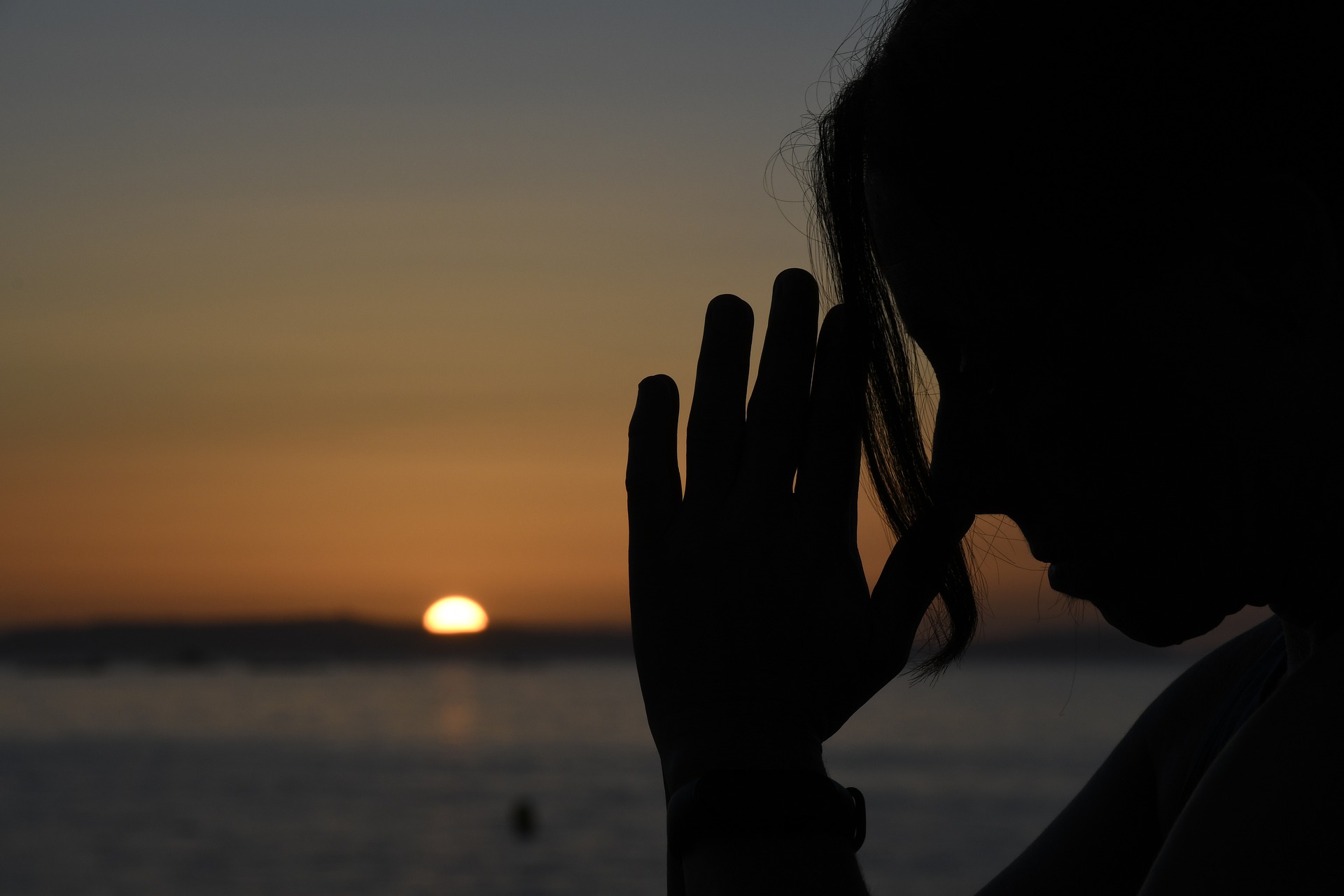 5 Prayers for Insecurity: When You Wonder If You Fit in - Stacey Pardoe